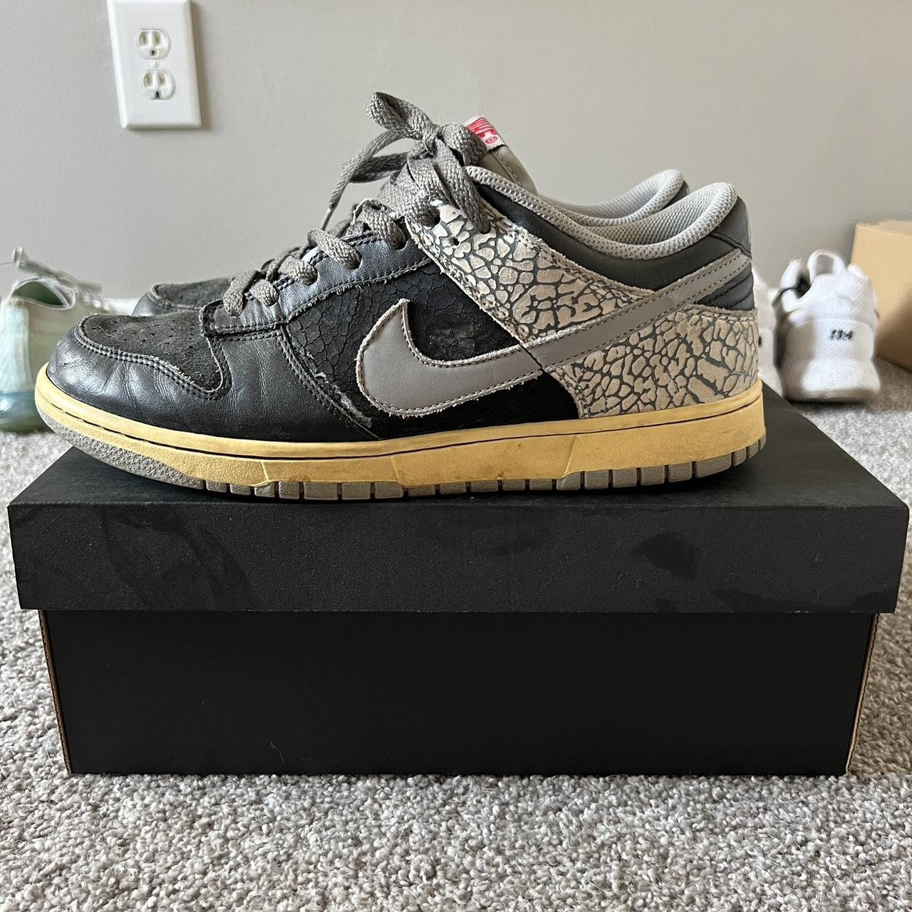 Vintage dunks. Size 9. Replacement box - Depop