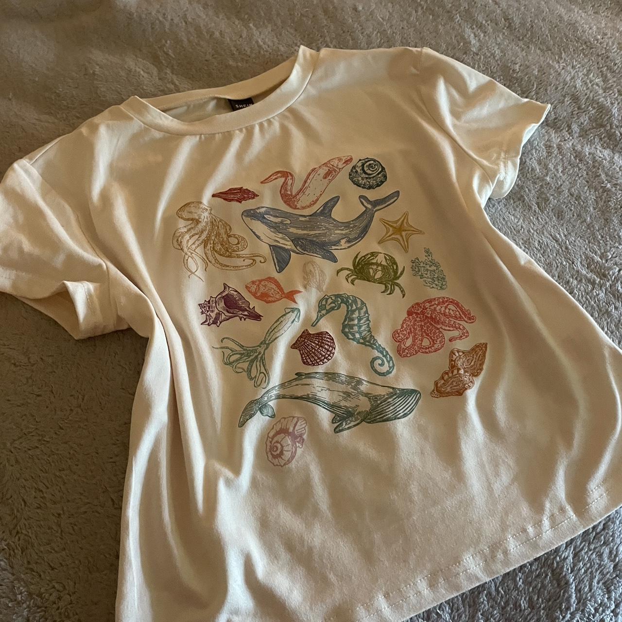 Cute beachy cropped shirt:) super cute #crop #beach... | Depop