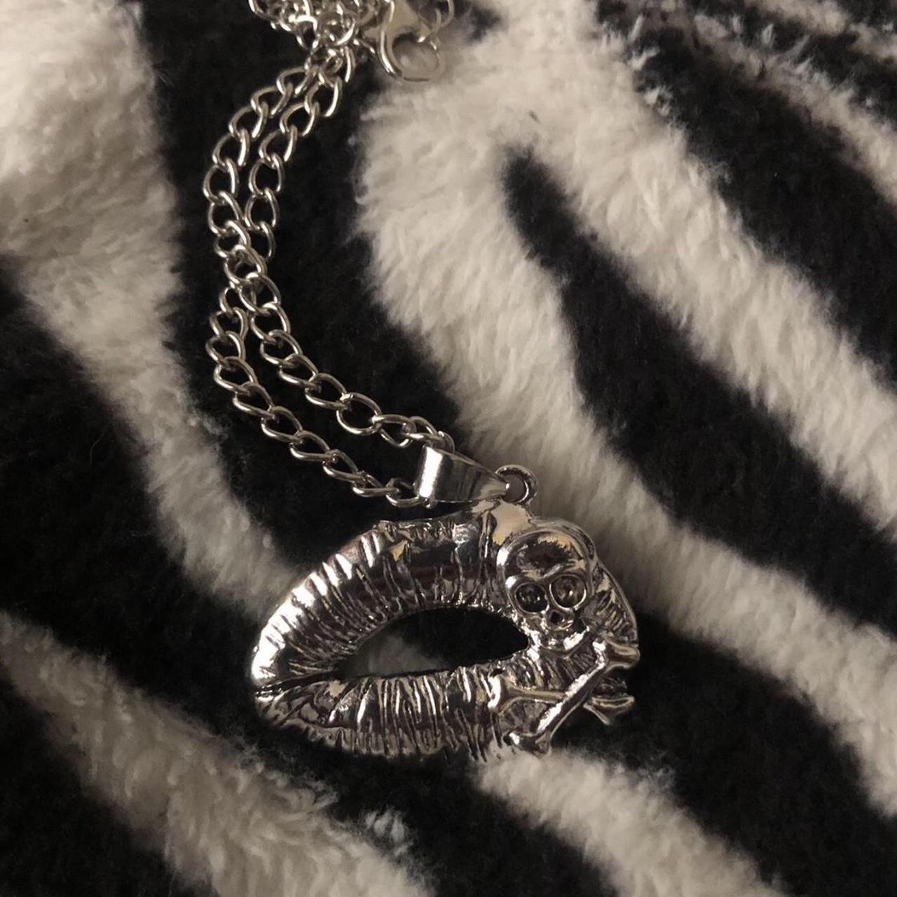 y2k lips with skull necklace #y2k #2000s #mcbling... - Depop