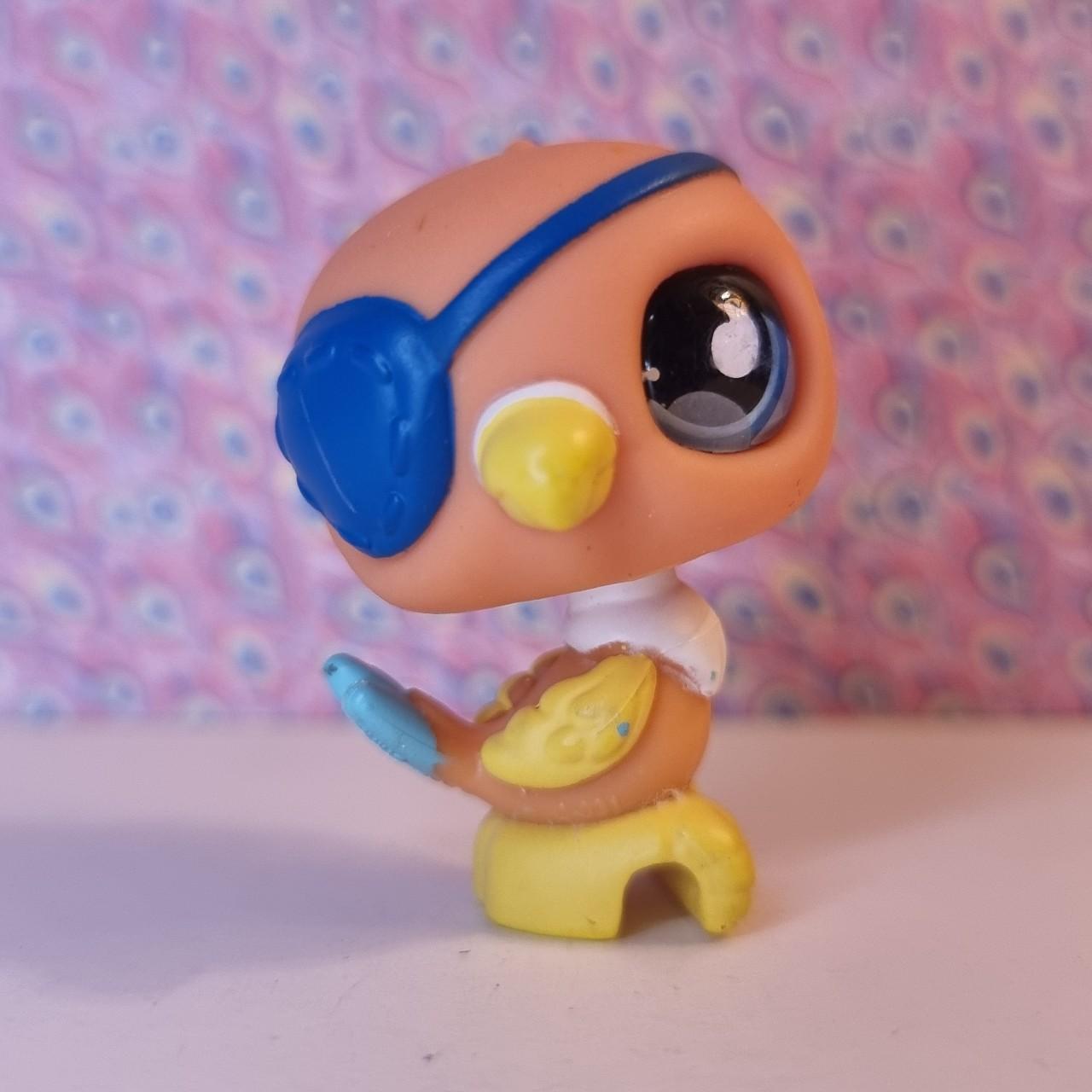 🌸LPS Littlest Pet Shop Parrot🌸 - LPS 882 - Scuffs... - Depop