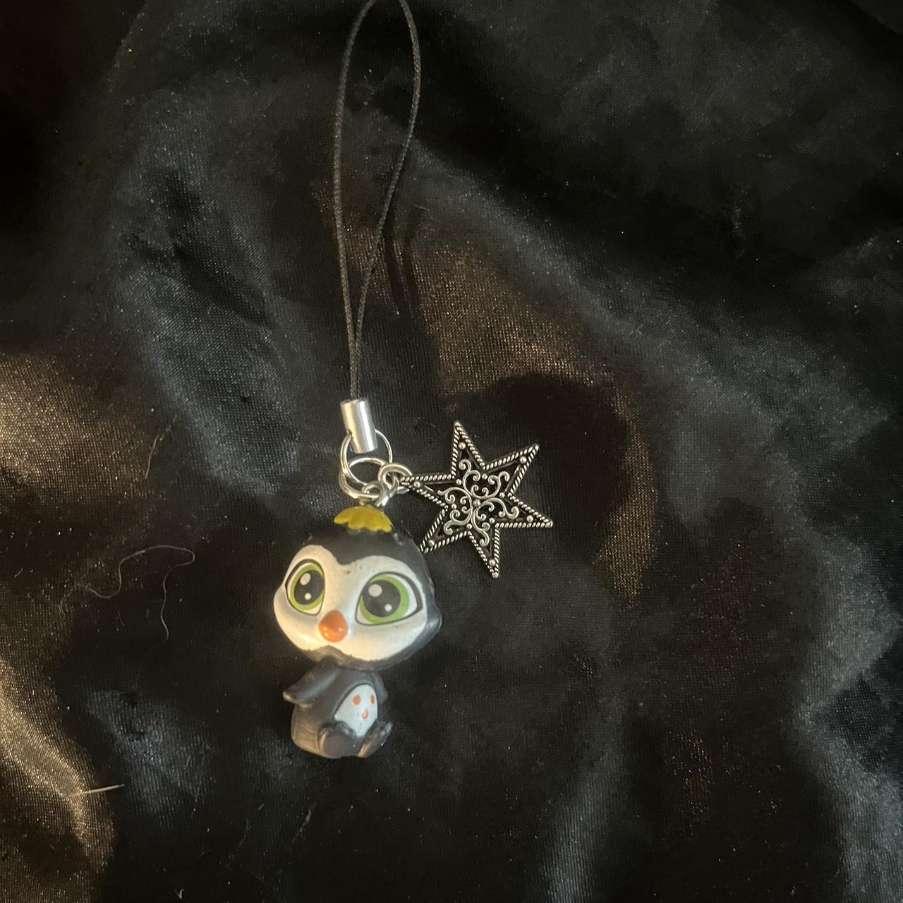lps phonecharm/keychain penguin... - Depop
