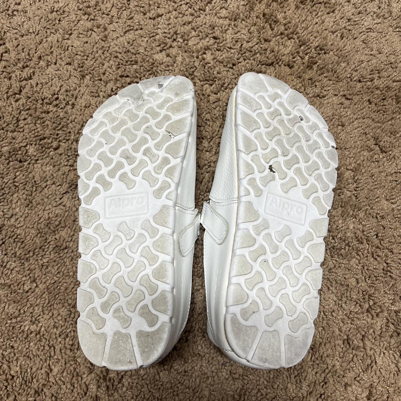 Birkenstock white leather clogs Size: women’s 8/... - Depop