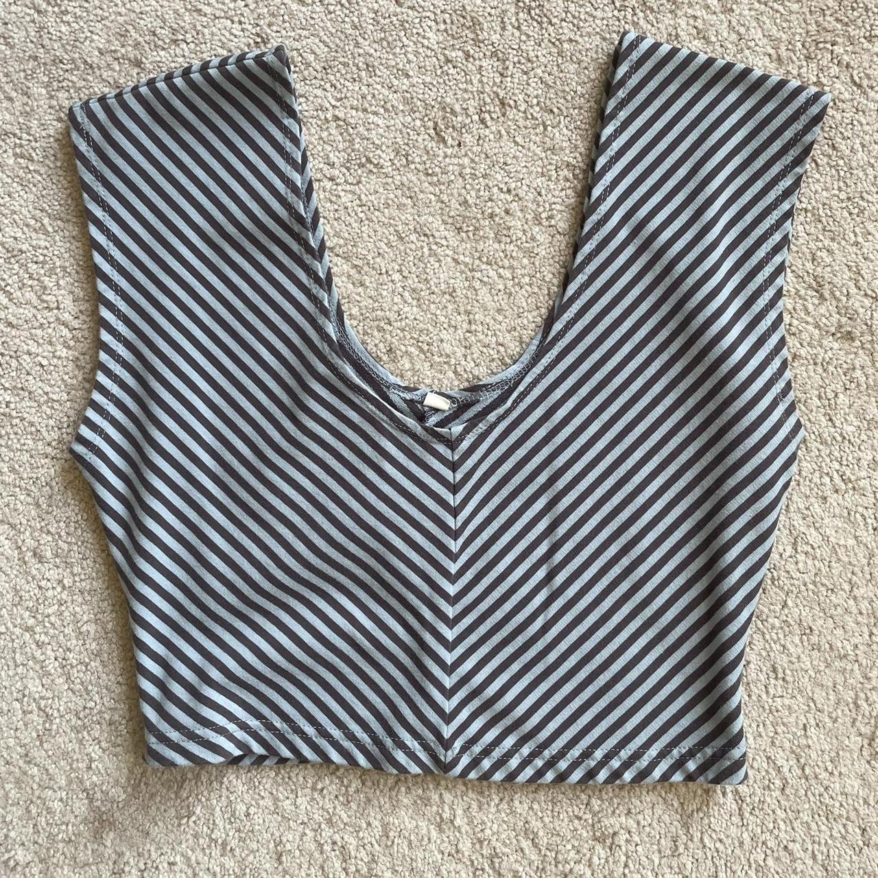 Women's Blue and Brown Crop-top | Depop