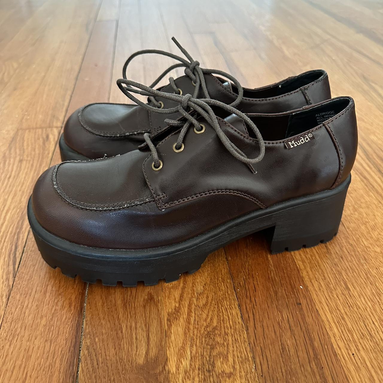 Vintage MUDD 90s chunky lace up platform oxfords in... - Depop