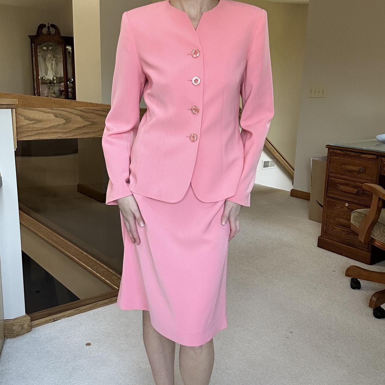 The cutest vintage pink skirt suit By Le Suit... - Depop