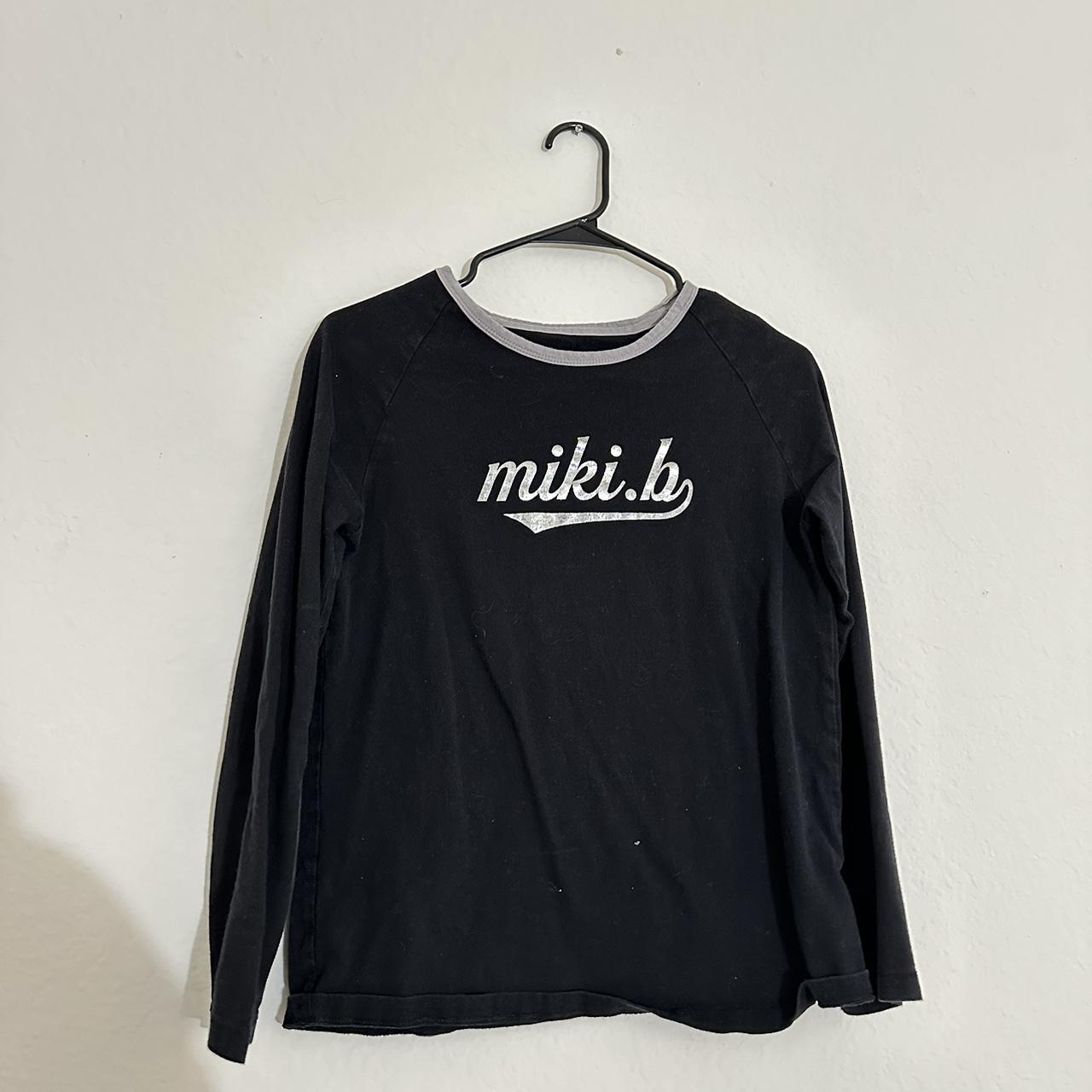 Miki. B long sleeve top Y2K loook for sure - Depop