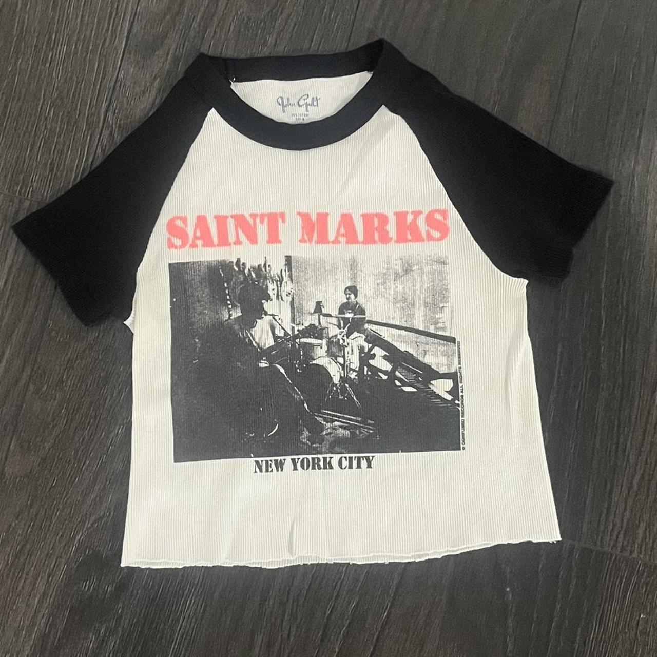 Brandy Melville Women's T-shirt | Depop