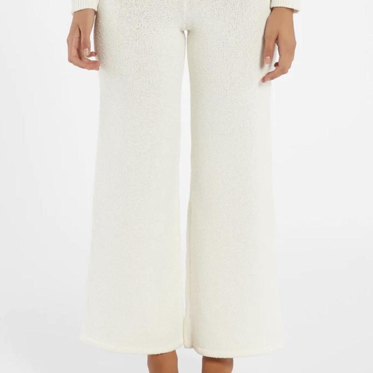 Zulu & Zephyr pants whitewash knit Size 10 - Depop