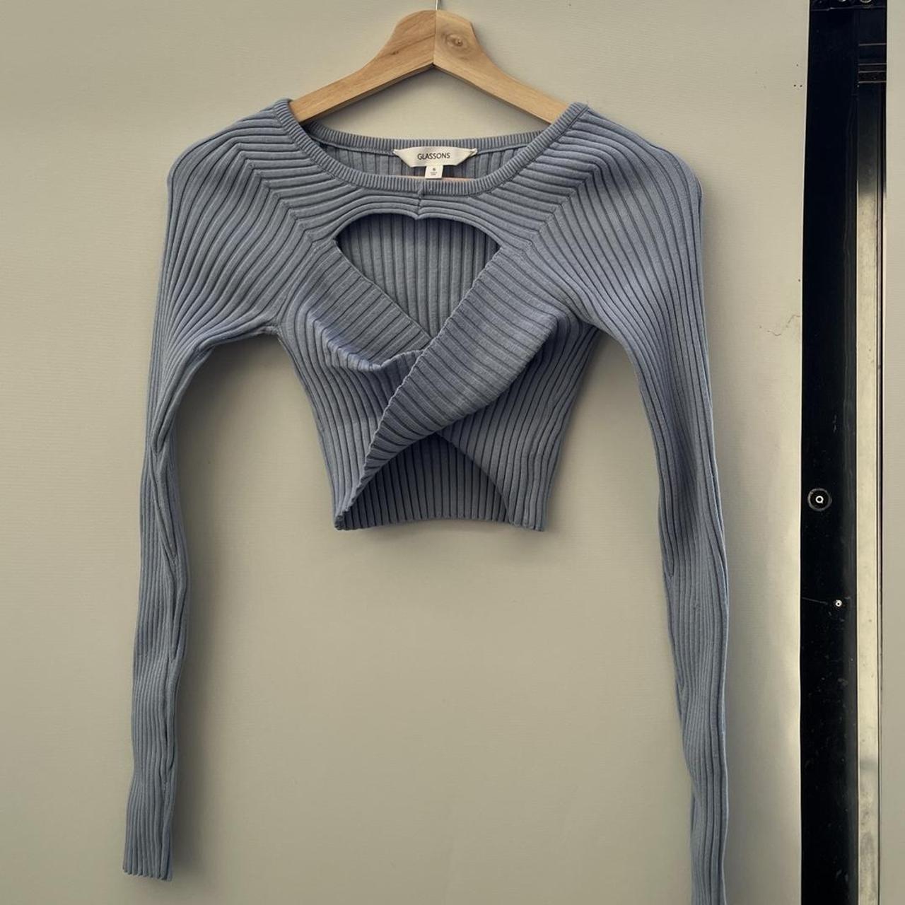 Glassons Women's Blue Crop-top | Depop