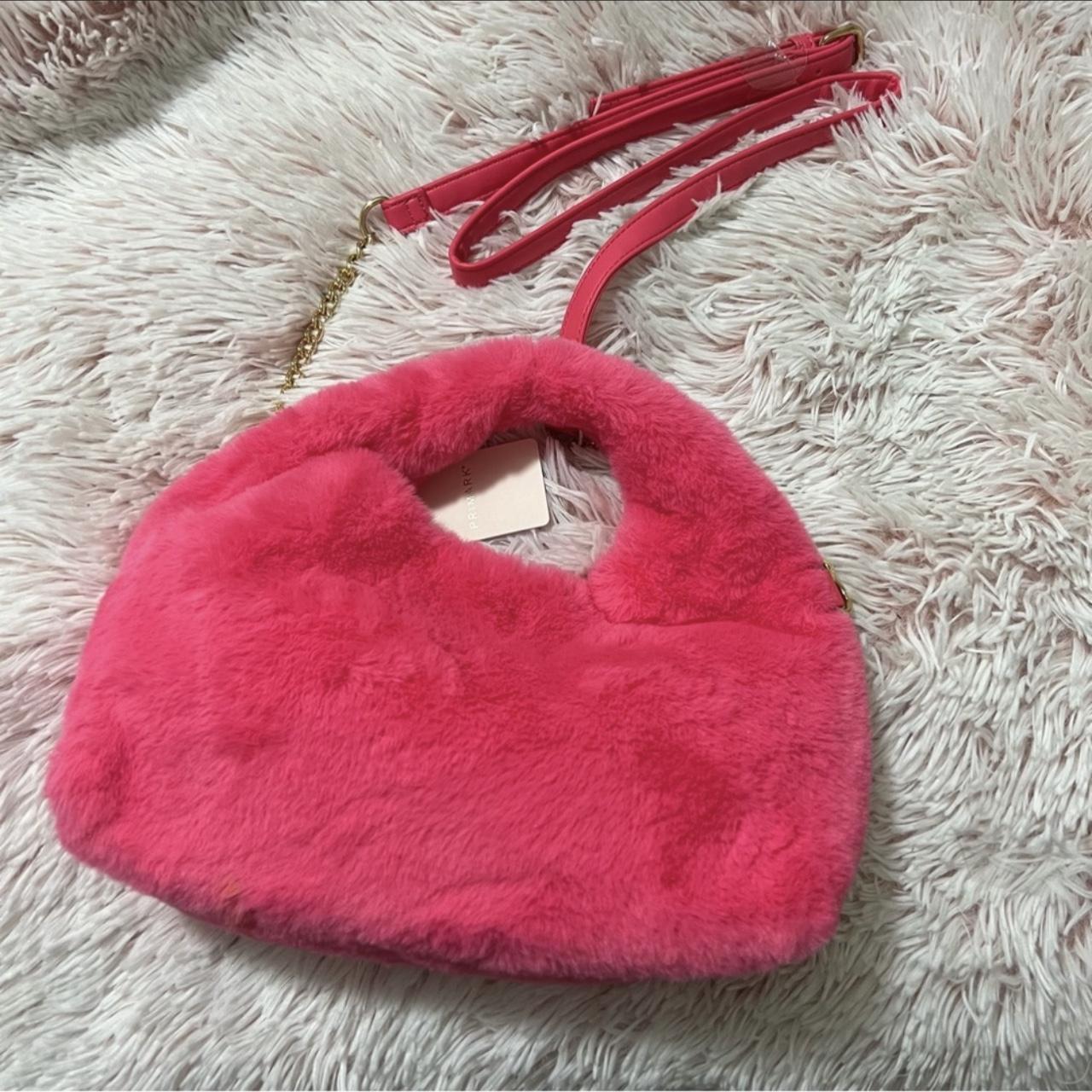Fluffy neon pink hand bag. Can he hand held or strap... - Depop