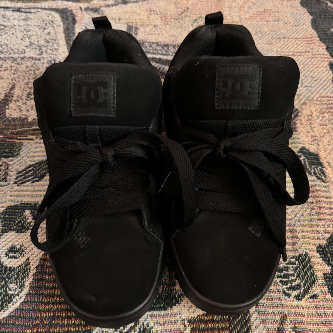 MEN'S DC COURT GRAFFIK CHUNKY SKATE SHOES SIZE... - Depop