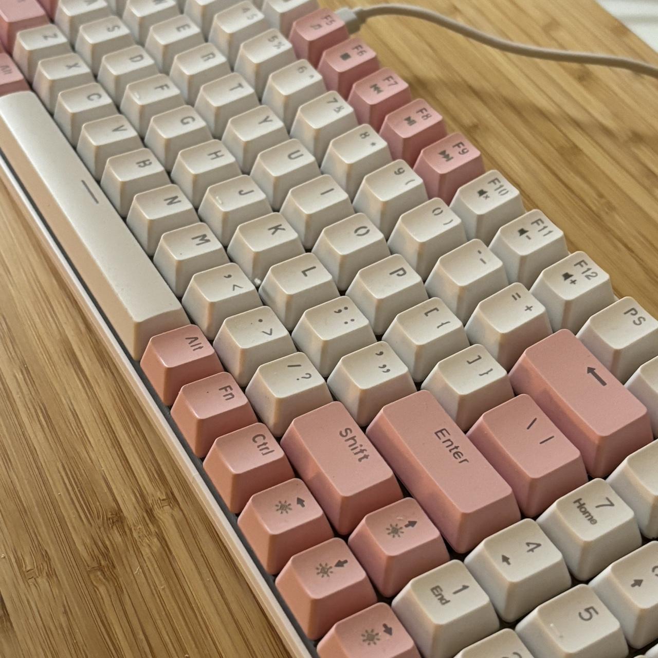barely used magee keyboard pink and white keycap 14... - Depop