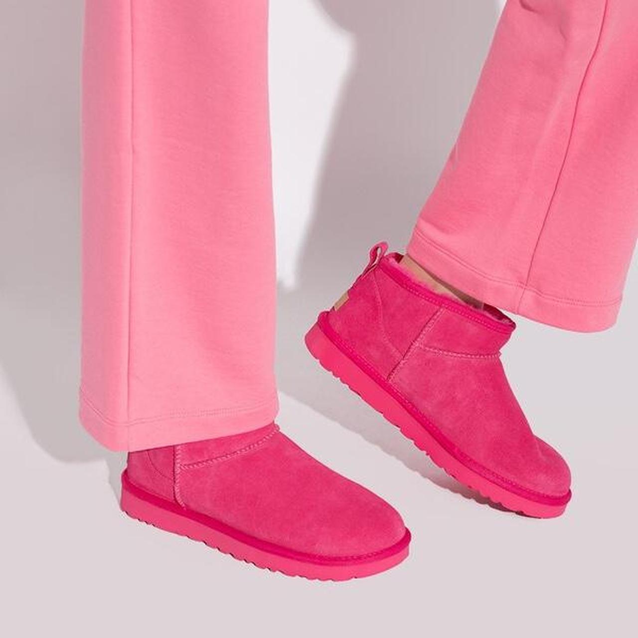 Classic Ultra Mini Pink uggs 💗🎀 color berry worn... - Depop
