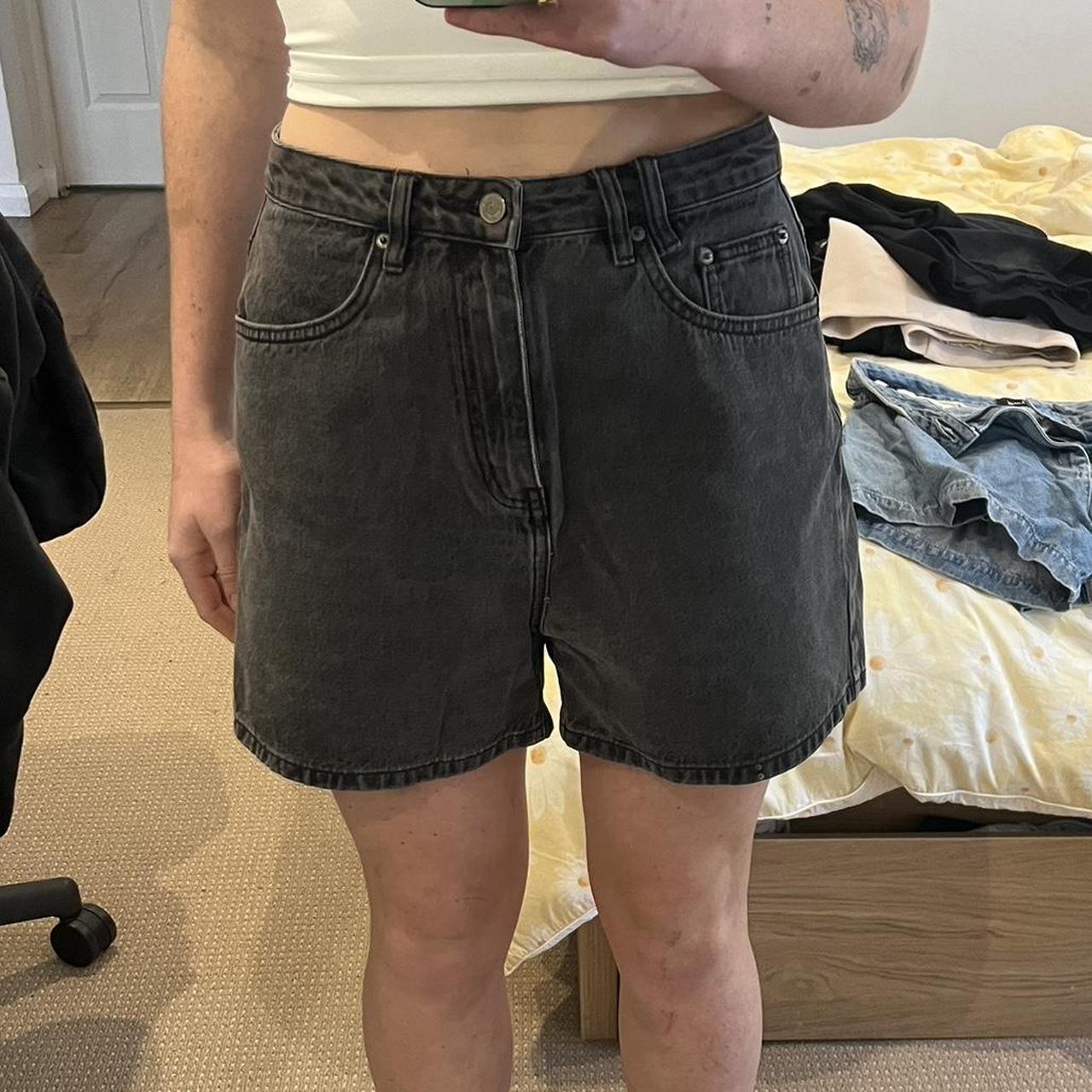 Insight shorts 30 waist, 12 Black | Depop