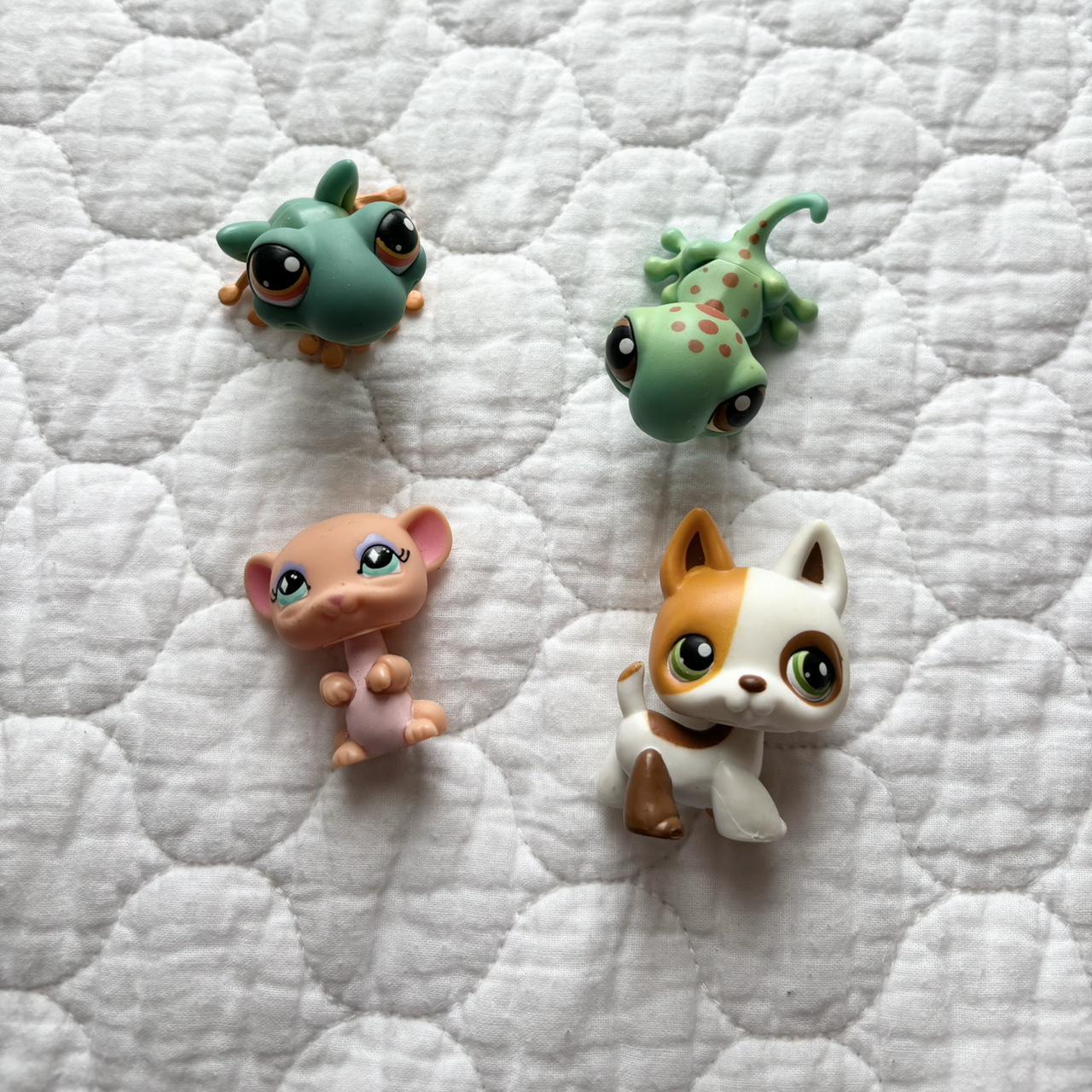Littlest pet shop lot! Four OG LPS! Includes LPS... - Depop