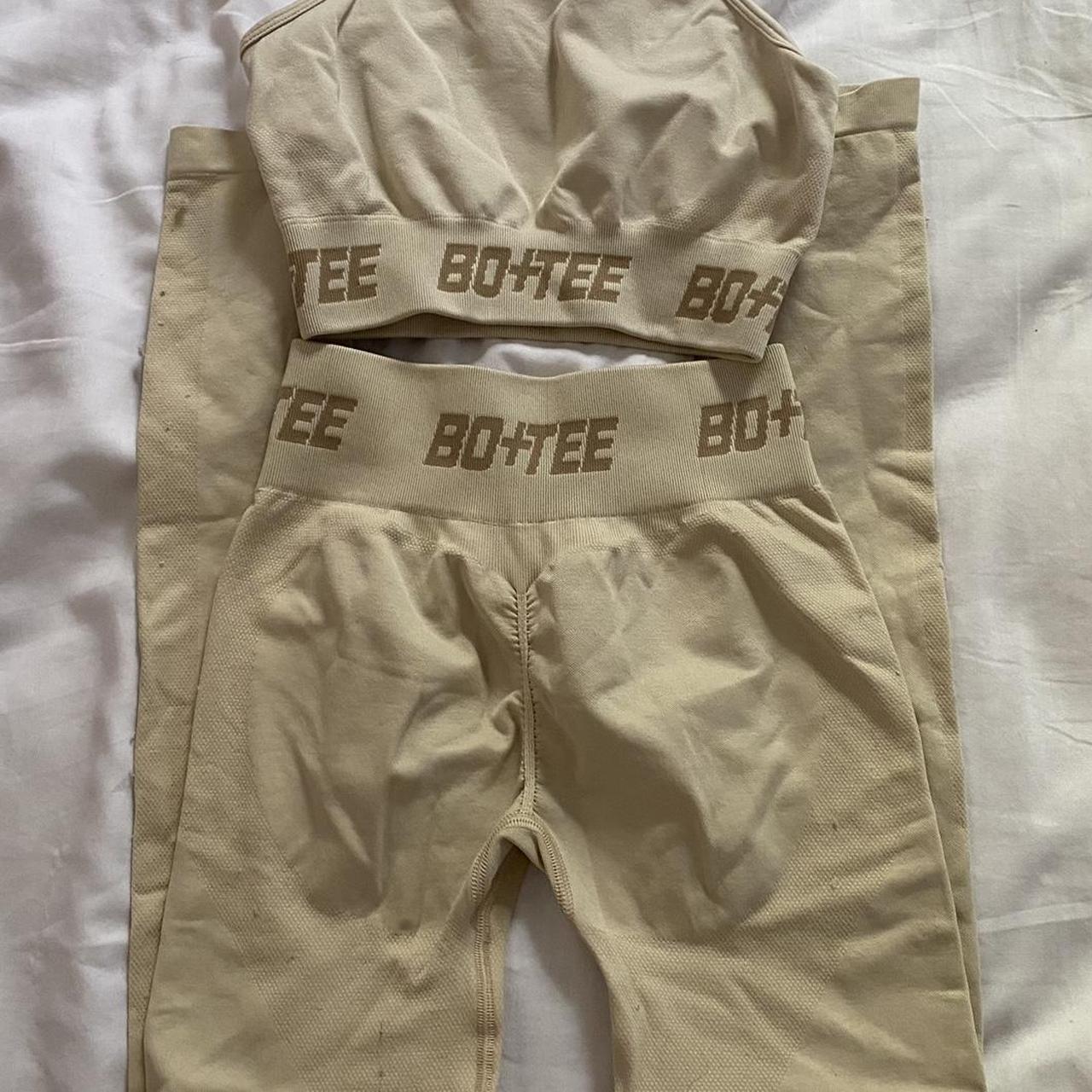 Bo + Tee cream workout set Scrunch bum leggings,... - Depop