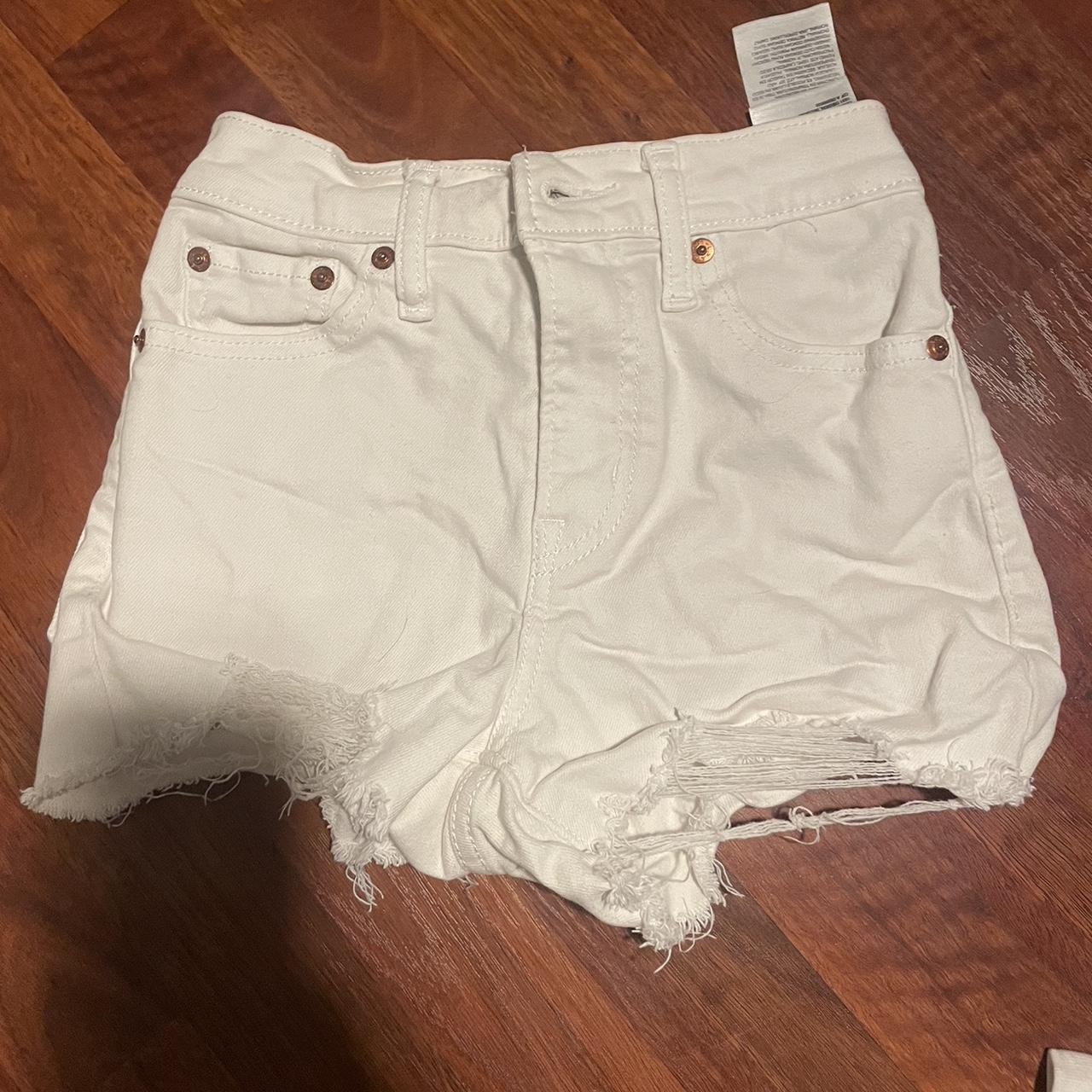 Levi white high rise shorts - Depop