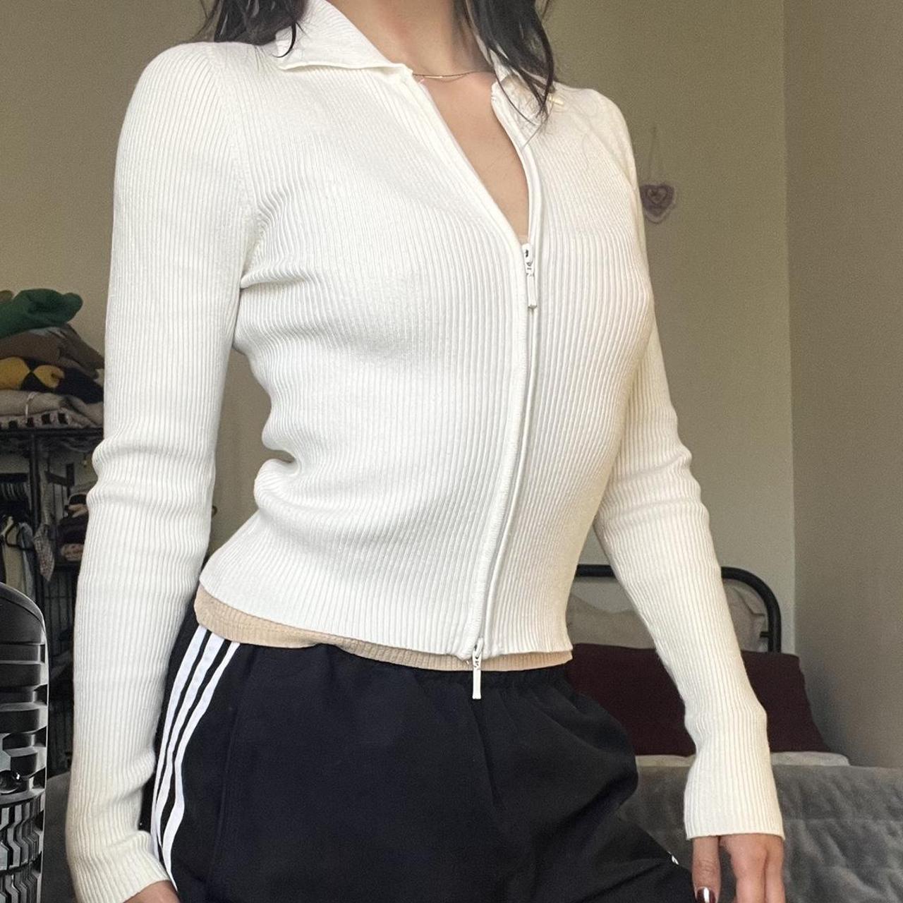 Stradivarius white ribbed zip up top/cardigan. Can... - Depop