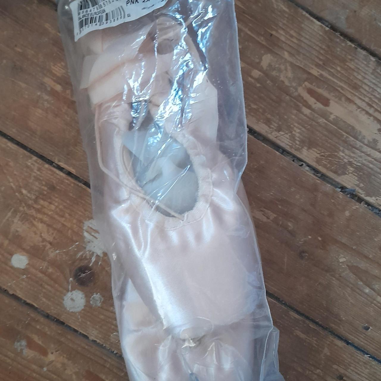Block pointe shoes brand new, never been used, get... - Depop
