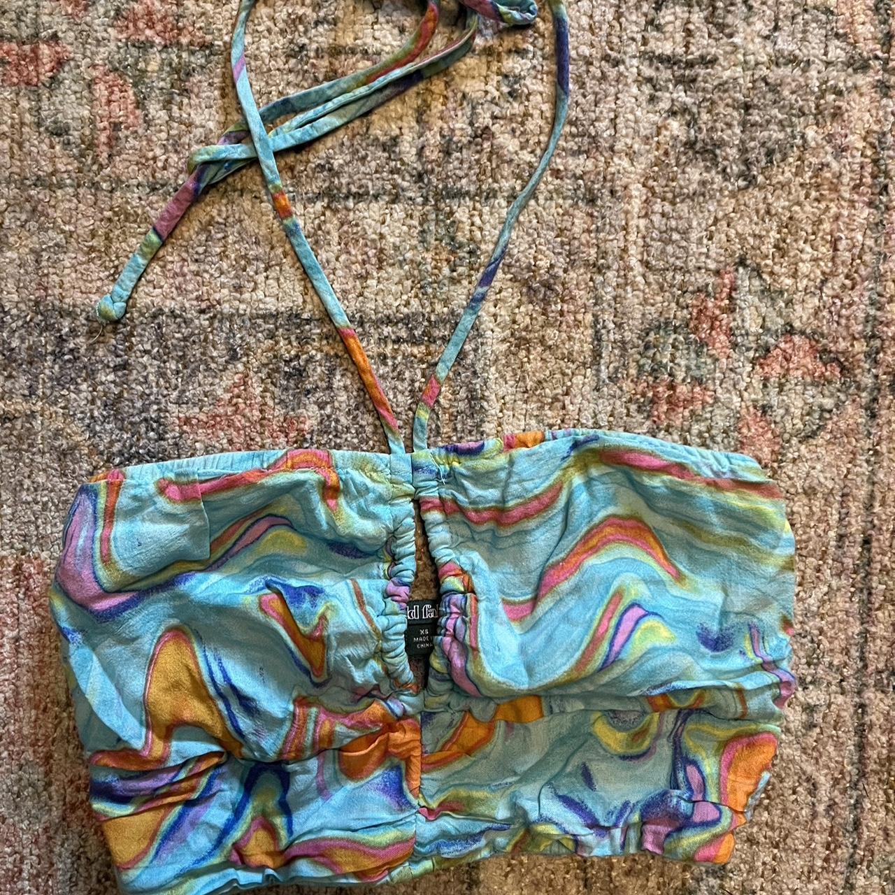 Groovy halter top xs - Depop