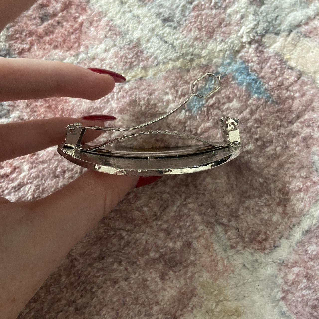 Bedazzled Star Hair Clip 💋 Loving this clip! Super... | Depop