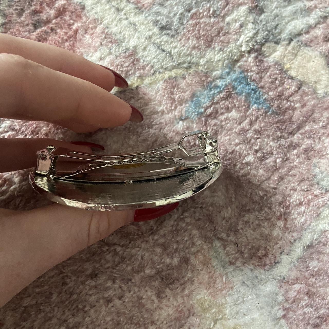 Bedazzled Star Hair Clip 💋 Loving this clip! Super... | Depop