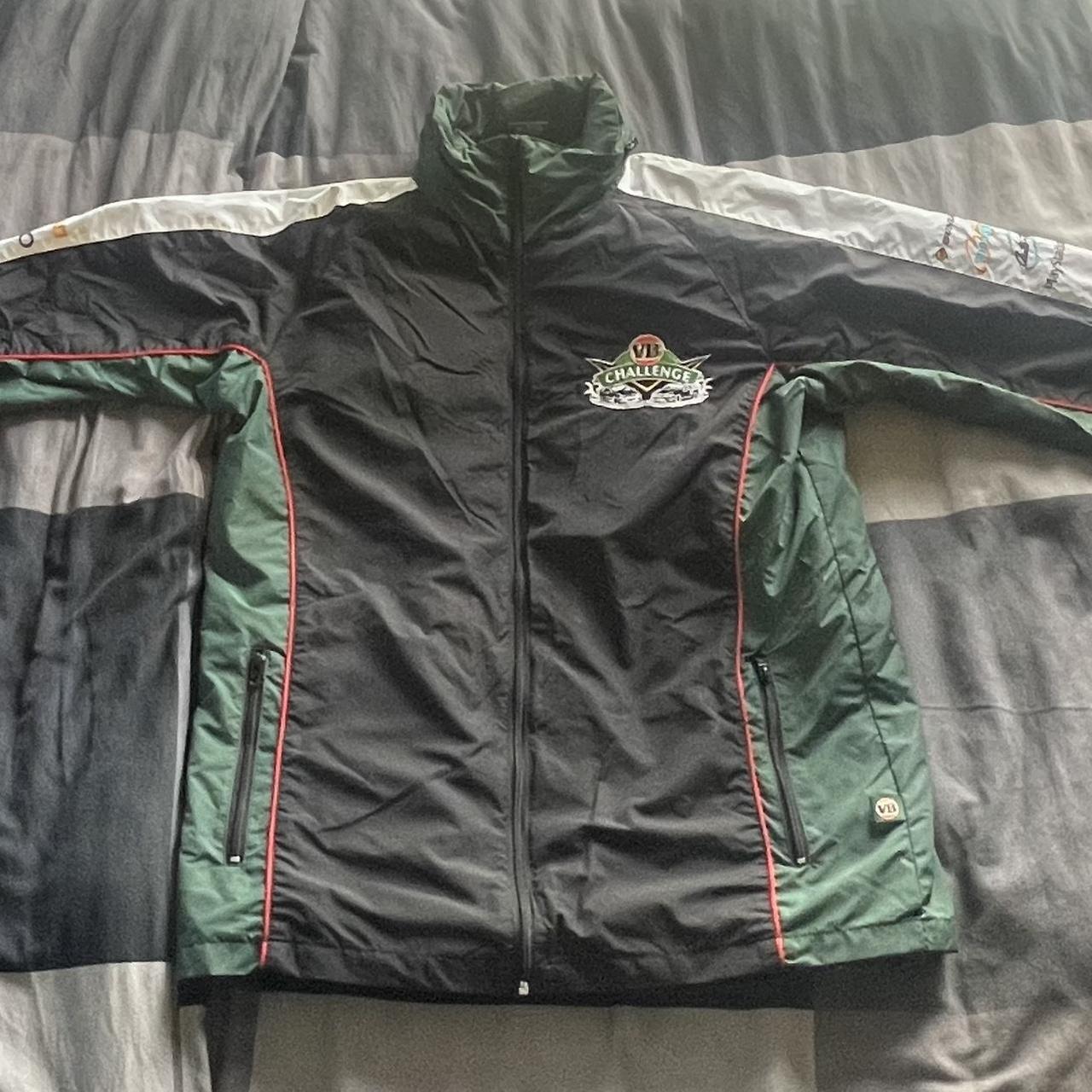 Size XL - Vintage VB Racing V8 Supercars 2 in 1... - Depop