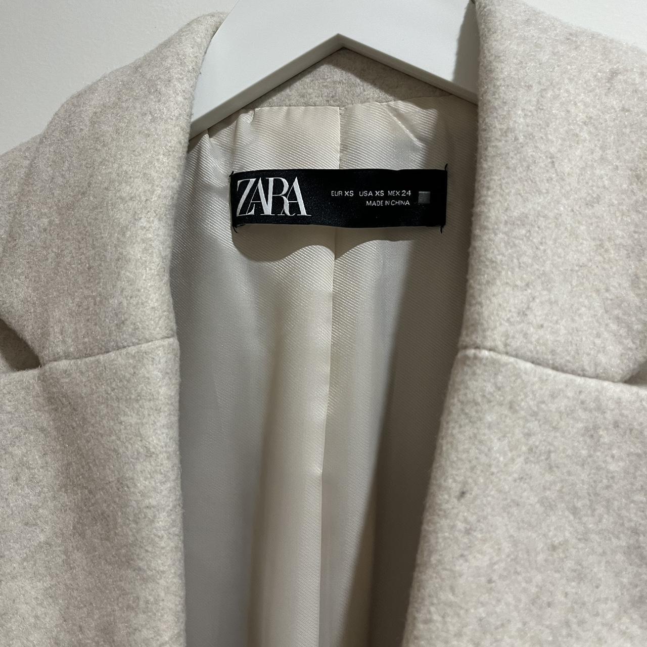 Zara Oversize Houndstooth Blazer - Sand • perf... - Depop