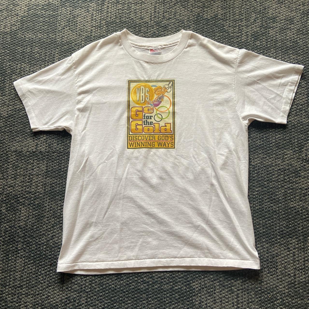 White Vintage Tee size large Hanes - Depop