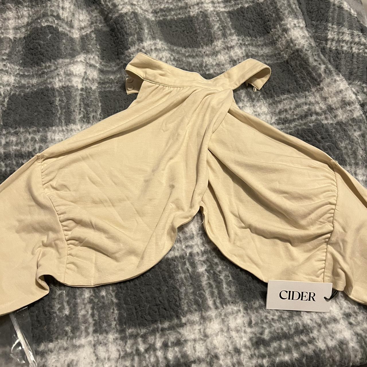 Cider wrap around halter neck top Brand new still... - Depop