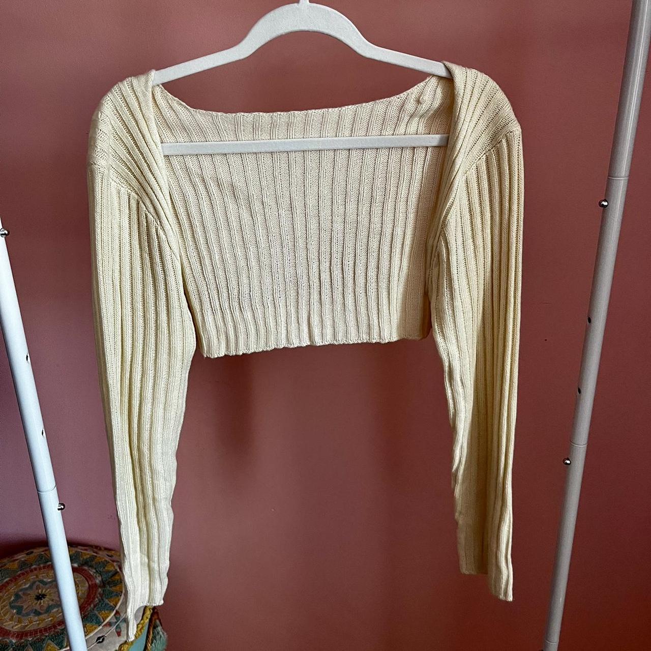 Cream knit bolero - Depop