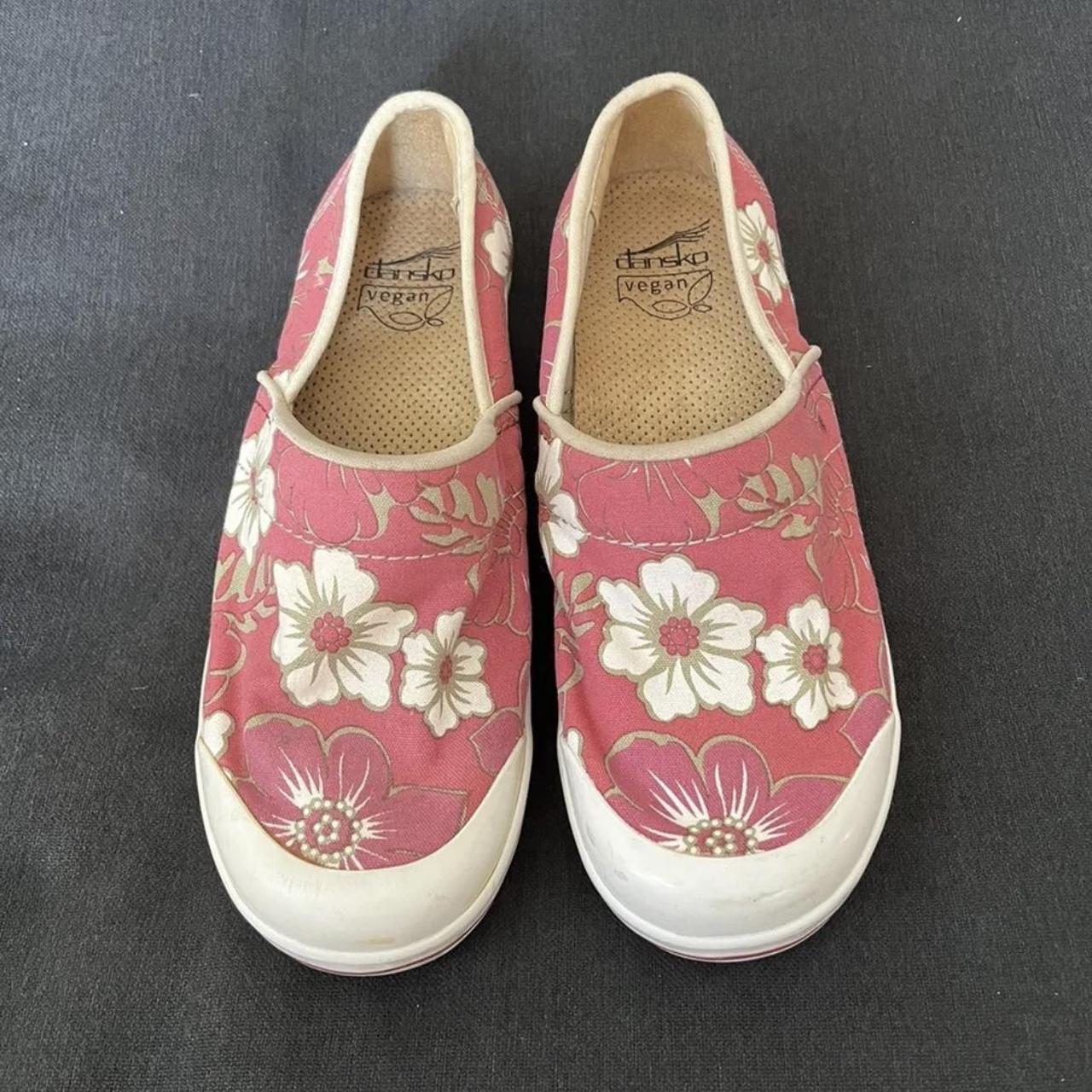 Women’s Dansko Pink Floral Clogs Size 38 Runs small... - Depop