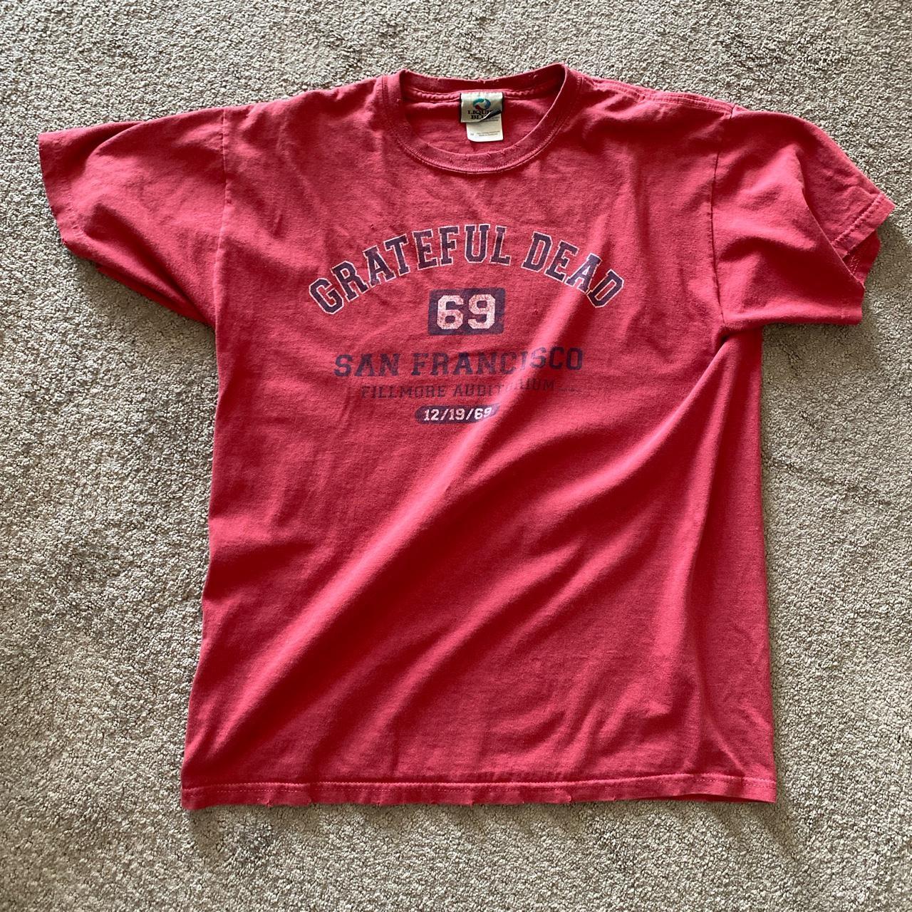 liquid blue Men's Navy and Red T-shirt | Depop