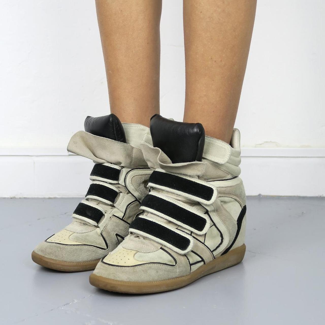 Isabel Marant Women's Cream and Black Trainers | Depop