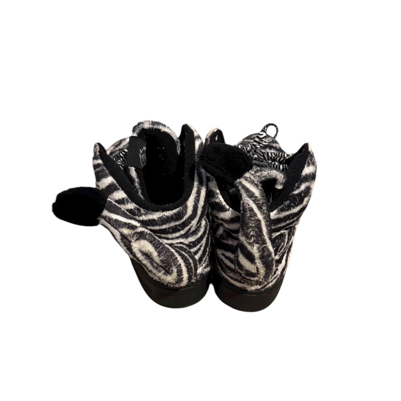 Zebra Jeremy Scott #zebraprint #sneakers 9/10... | Depop
