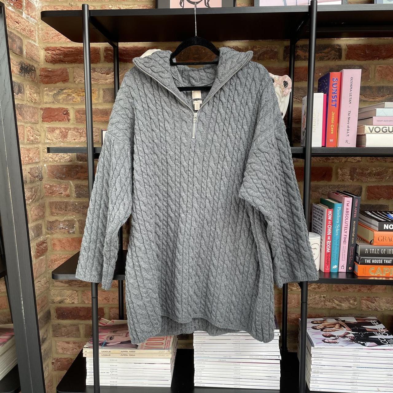 H&M Grey Wool-Blend Zip-Up Sweater Size small In... - Depop