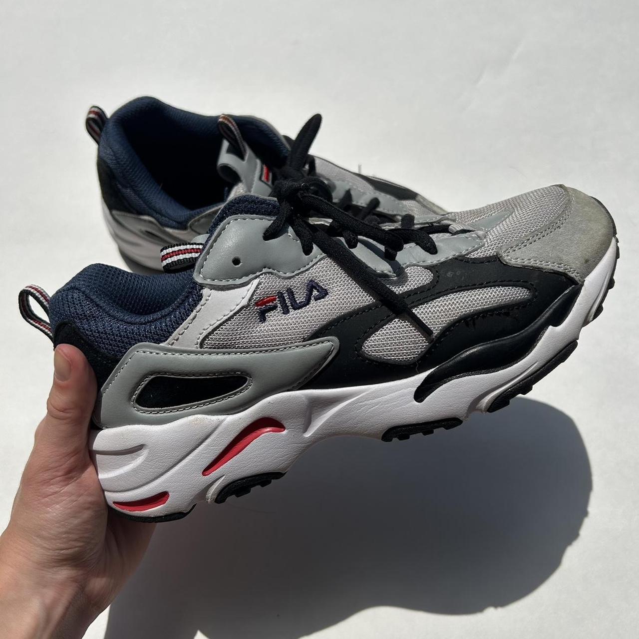 Chunky FILA sneakers Size 5.5 in women’s, youth... - Depop