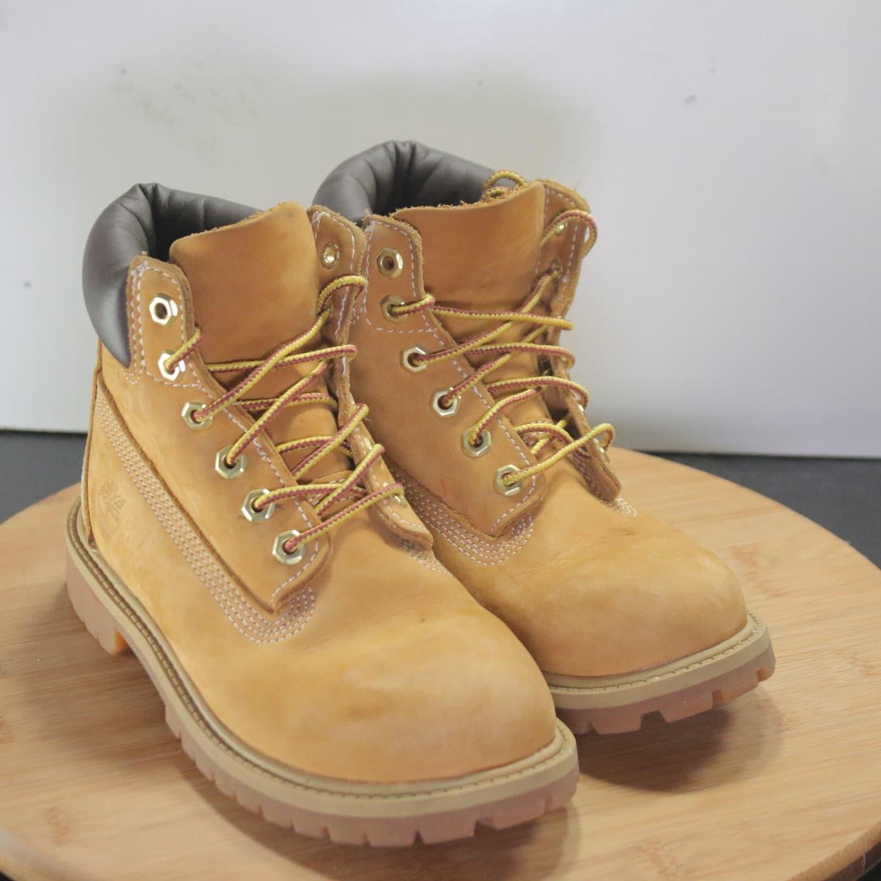 Name: Timberland 6 Inch Classic Mid Sz 1 Womens... - Depop