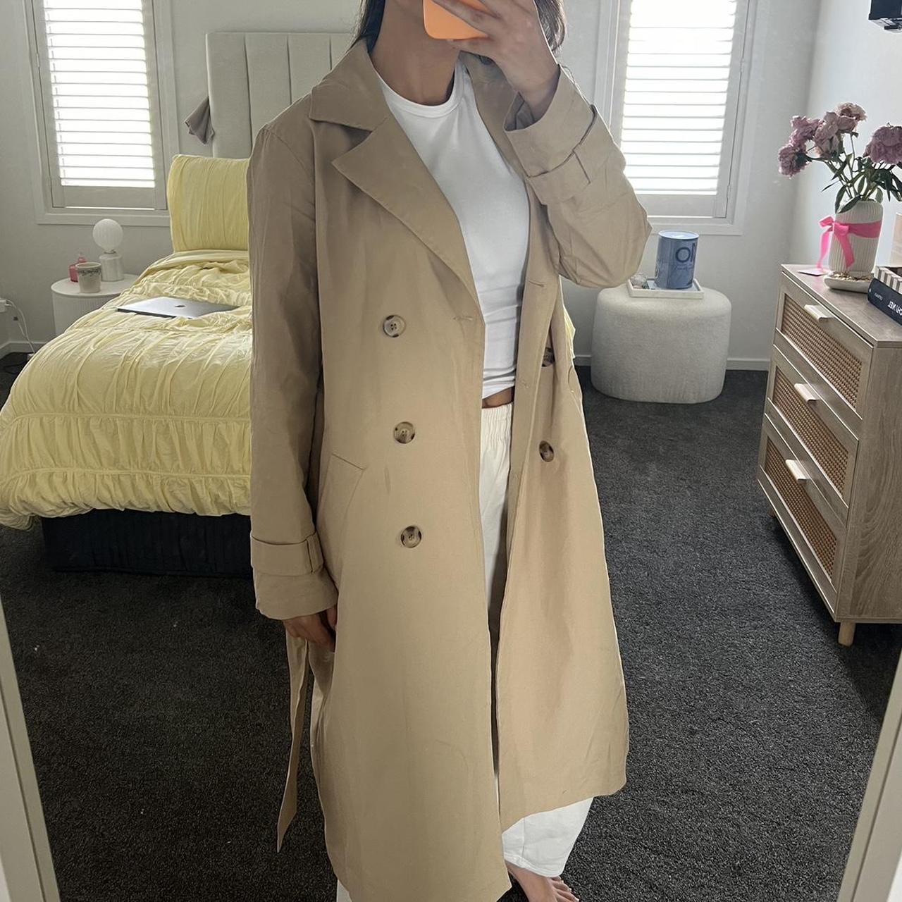 Dotti trench coat size 8 - Depop