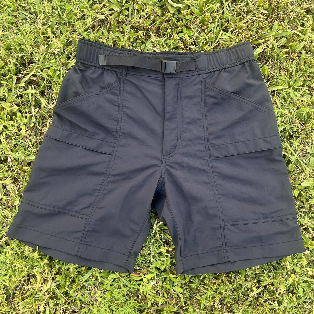 Uniqlo Geared Shorts Basically brand new without... - Depop