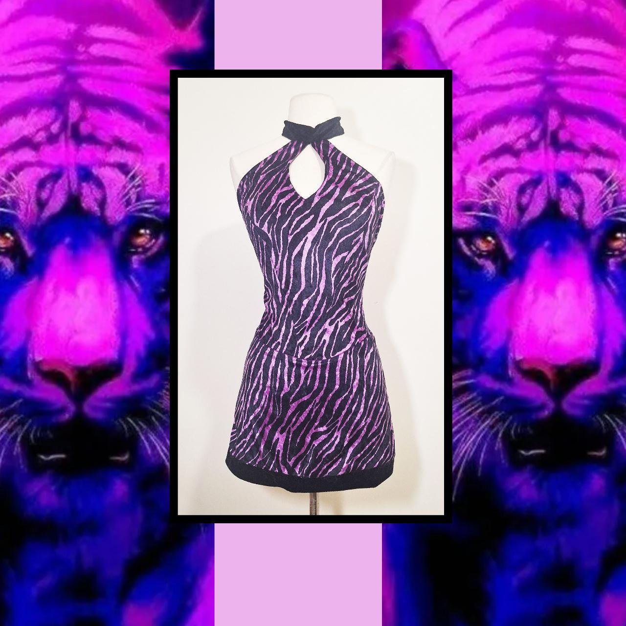 Vintage purple tiger-striped open-back 70s-style... - Depop