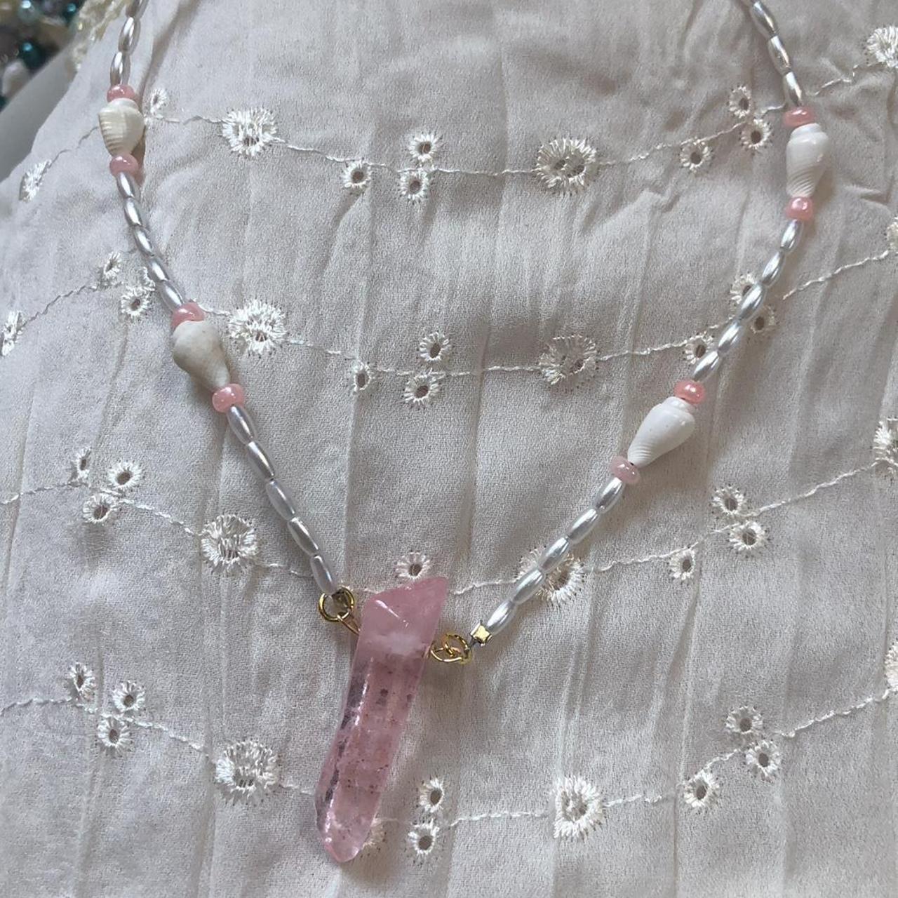 Super cute pink crystal sea shell mermaid... - Depop