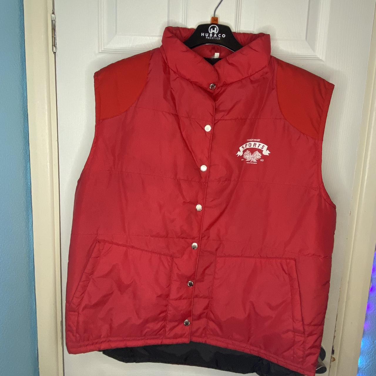 Sports gilet/body warmer Size M 10/10 condition Red - Depop