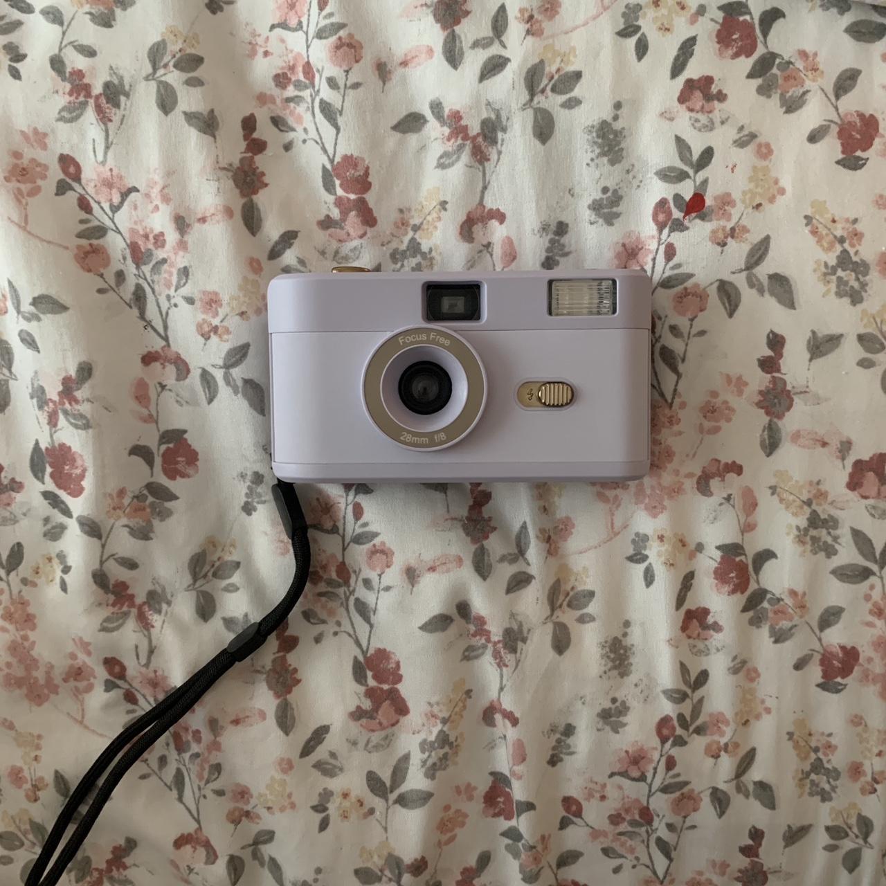 ⭐️35 mm camera never used camera comes with battery... - Depop