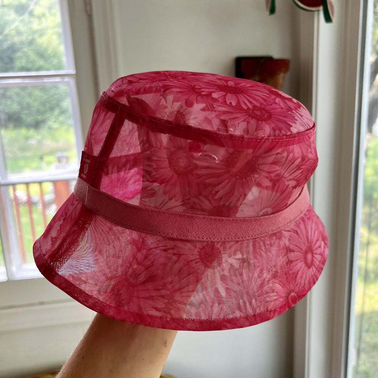 lEI sheer bucket hat - Depop