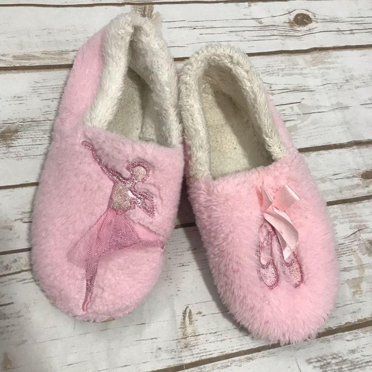 Girls pink ballet theme slippers size 4-5 Pink with... - Depop