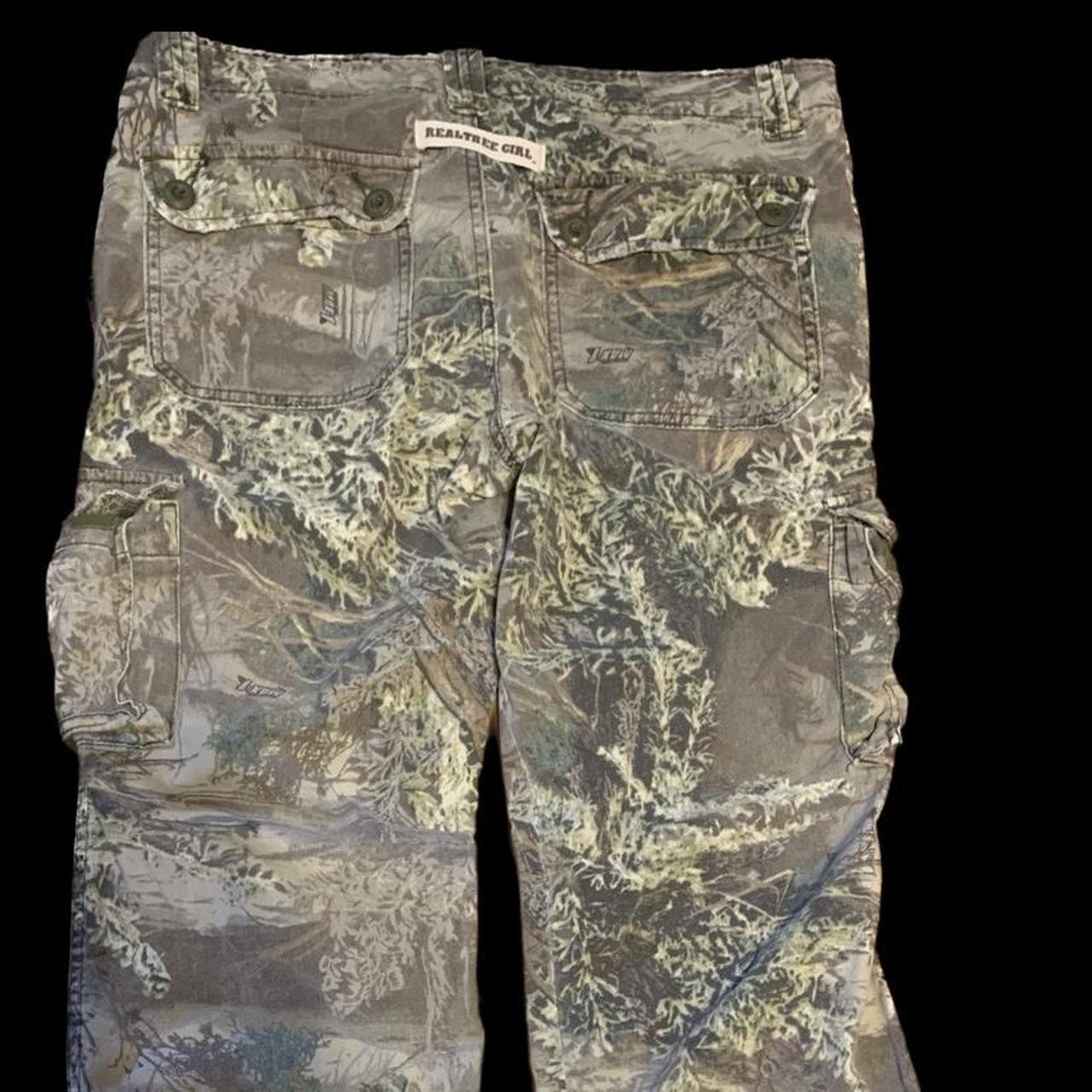 Womens realtree pants tight fitting #realtree... - Depop
