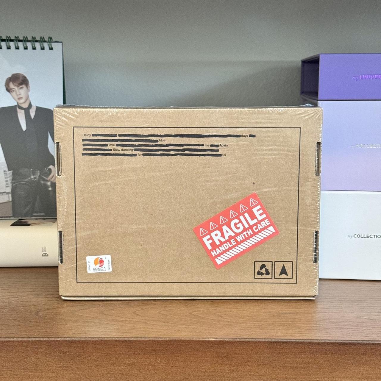 Layover Version 2 Blue Sealed Album 💌 Excellent... - Depop