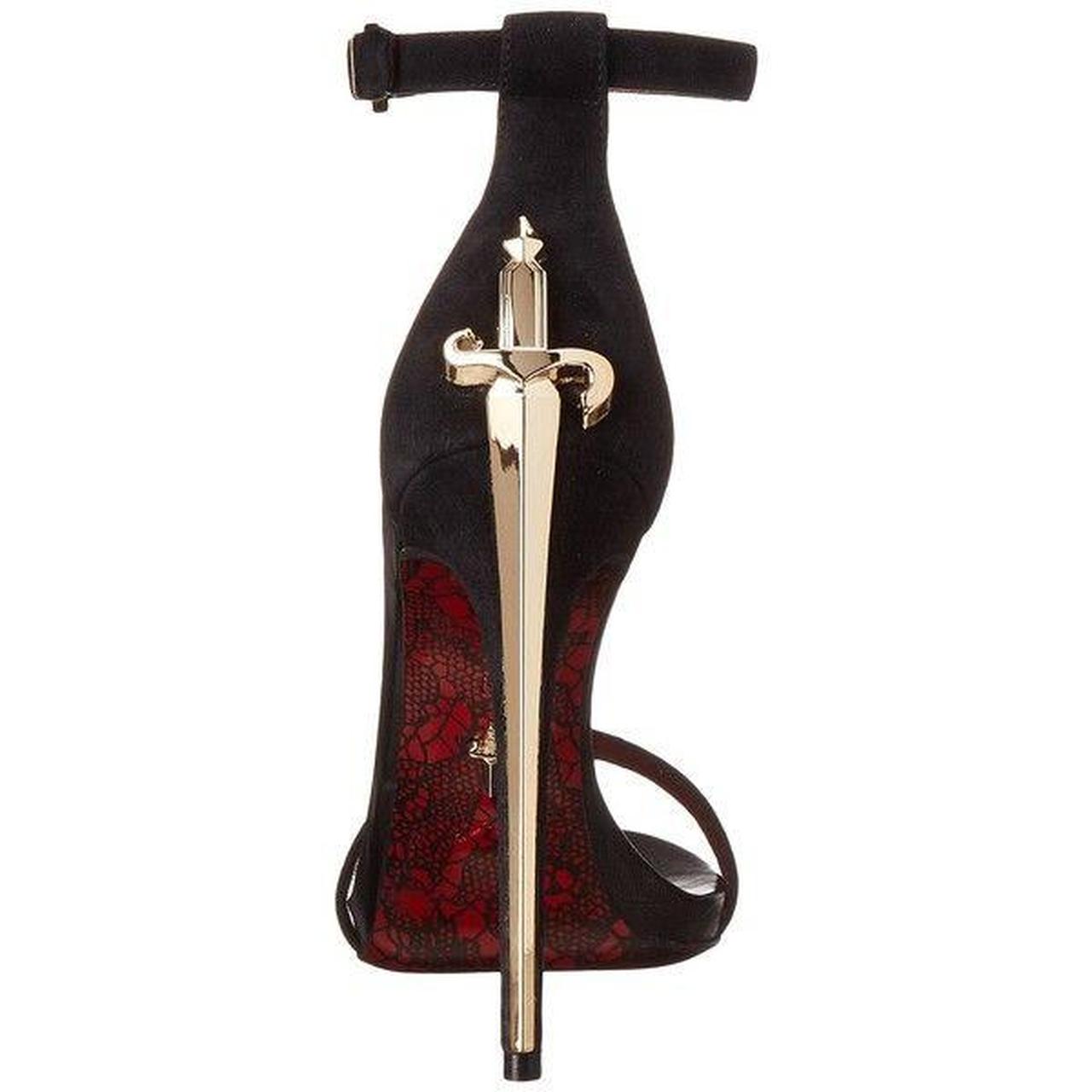 HUGE ISO FOR EURO 40, 40.5, 41 DAGGER HEELS ANY... - Depop