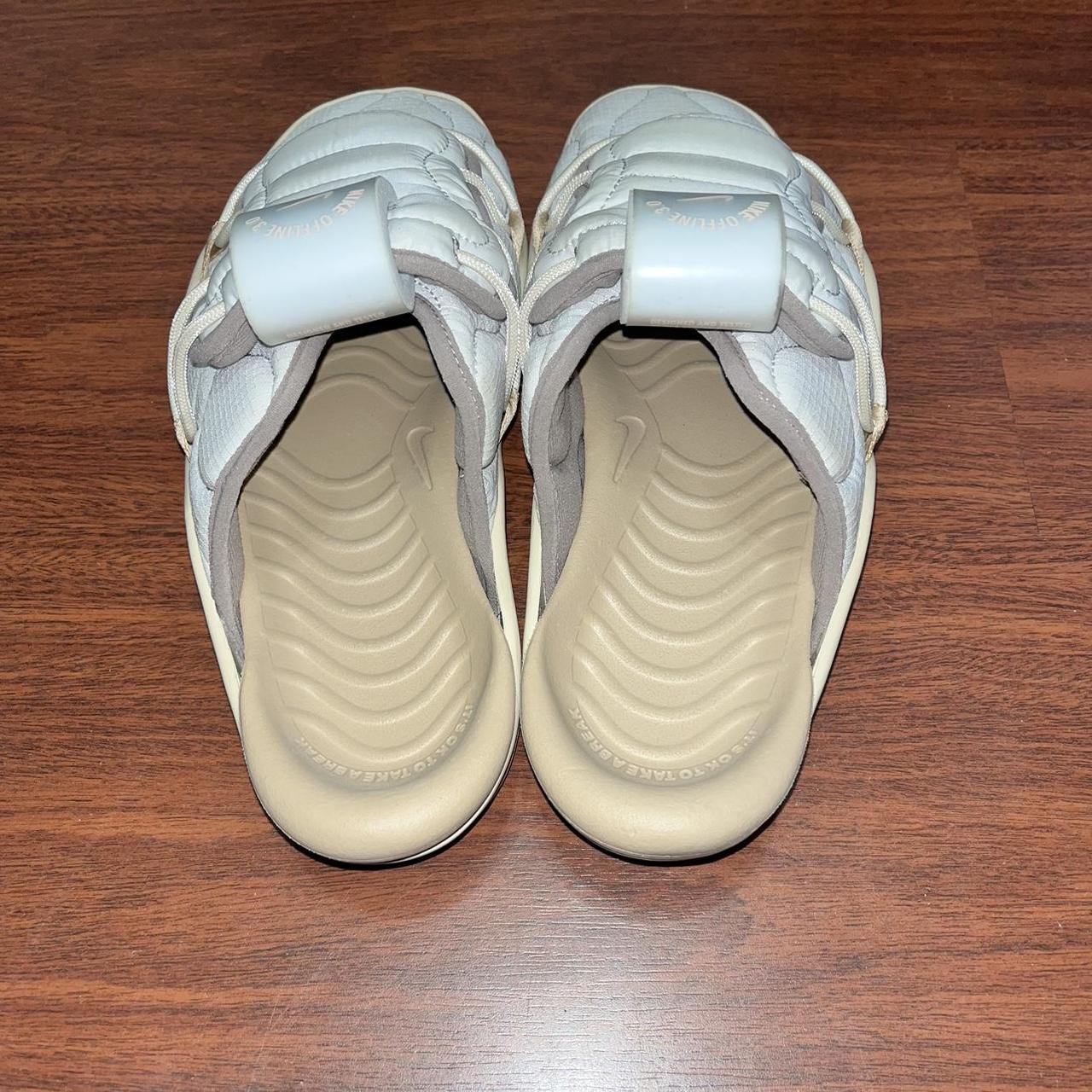 Nike Men's Cream and White Slides | Depop